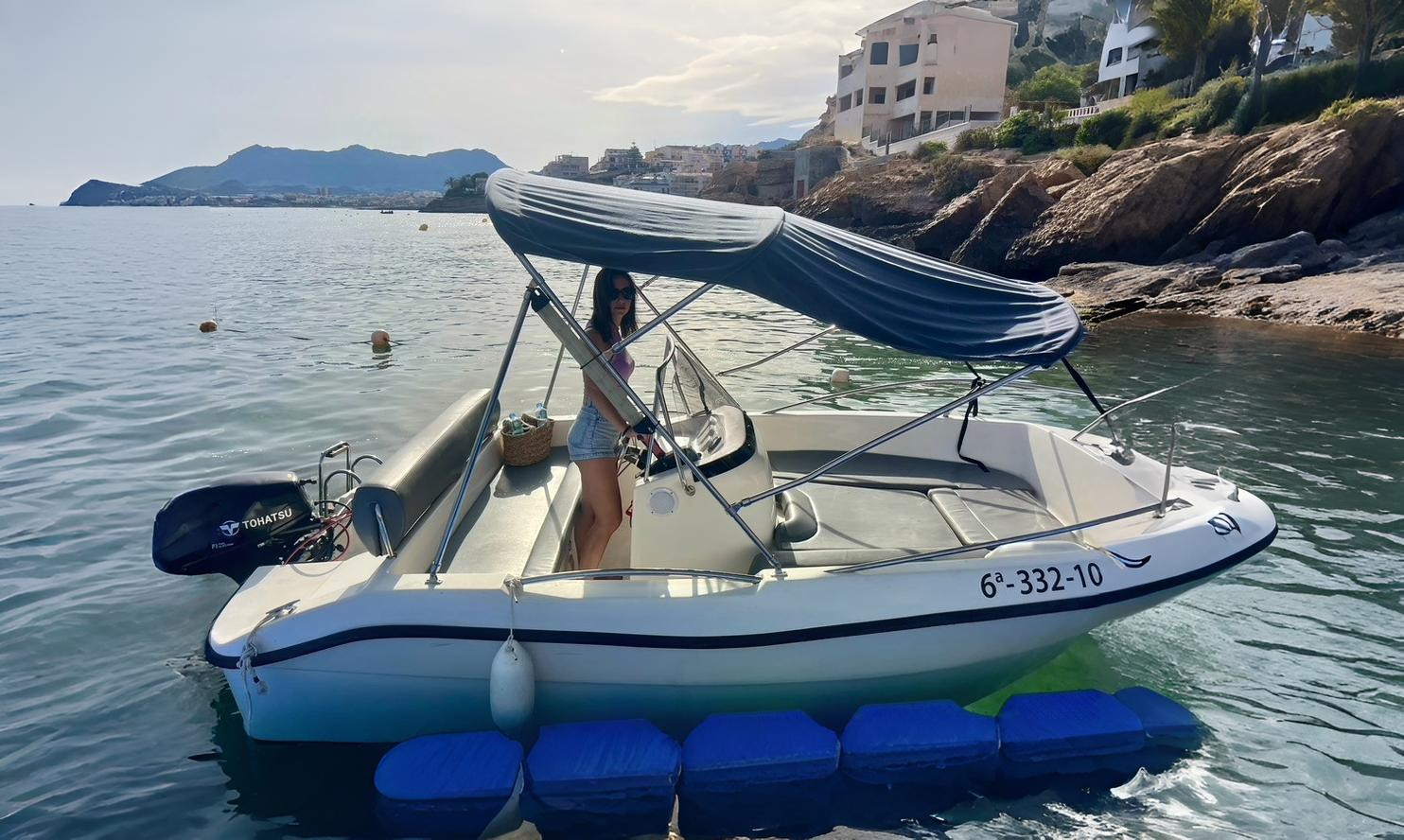 Paseos en barco Águilas | Reserva o regala online | Freedome