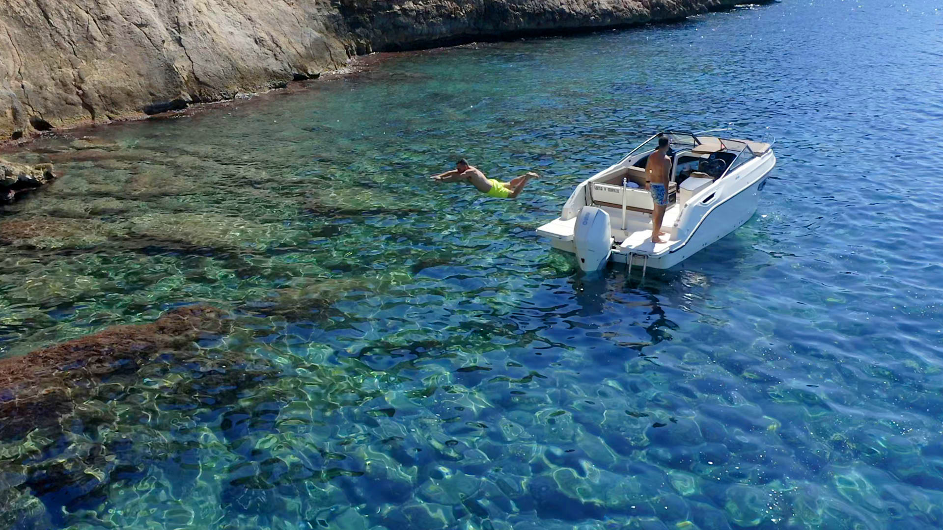 Boat rental Costa Blanca | 9 boats starting from €130 | Freedome