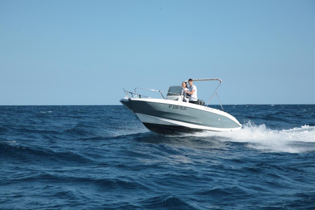 Boat Tours Tossa de Mar | Starting from €370 | Freedome